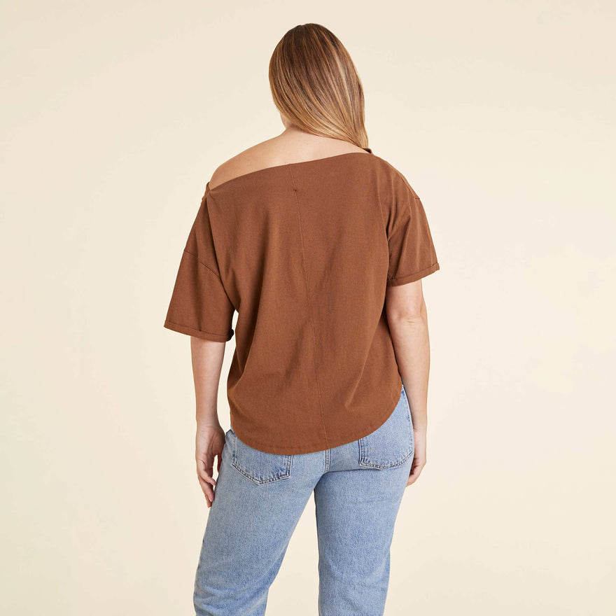 Off The Shoulder T-Shirt | Chocolate